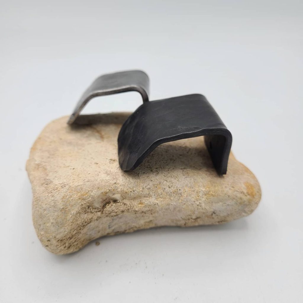 Iron Forged Finger Pull